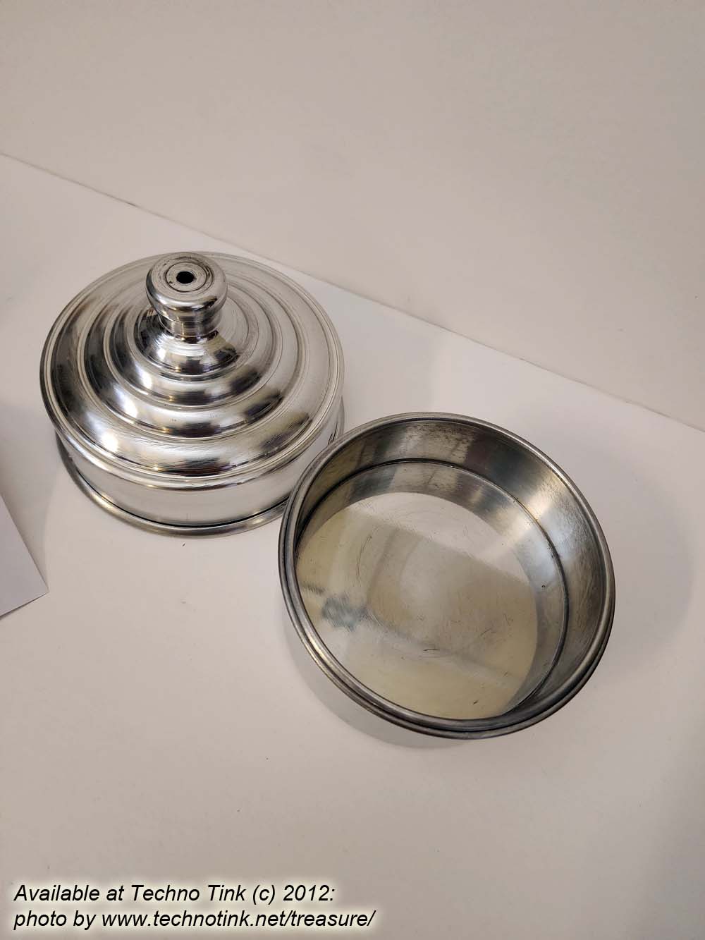 Chick Pan Single Load by Bazar de Magia – 5 inch round